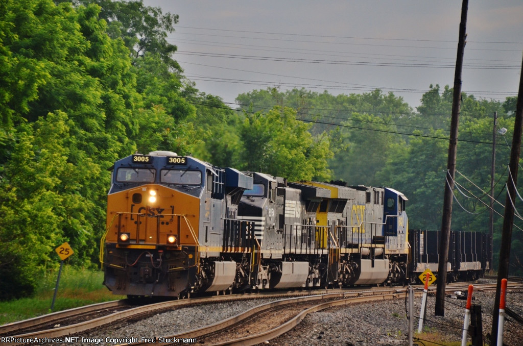 CSX 3005 is westbound.